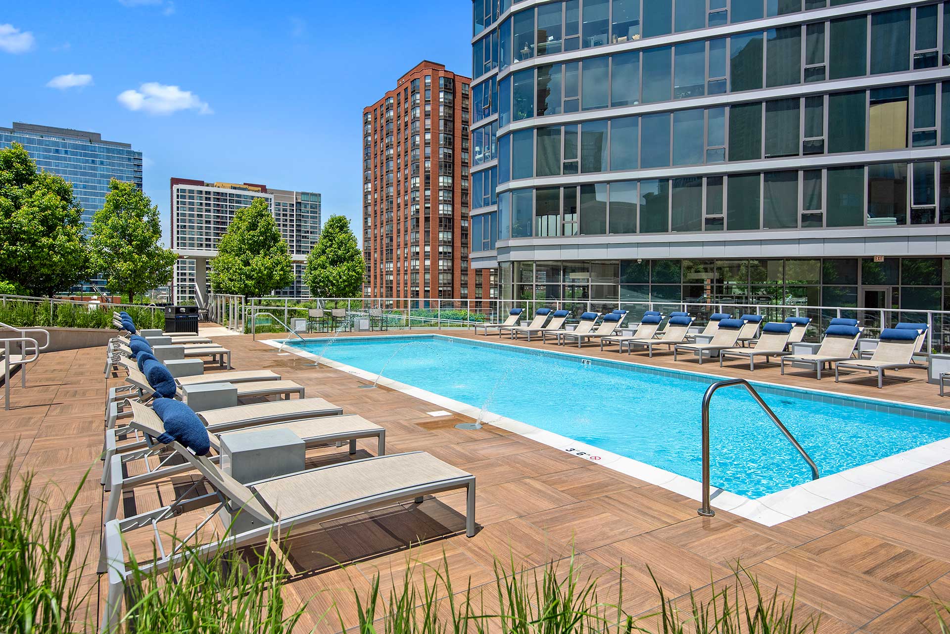 1001 State Street - Golub